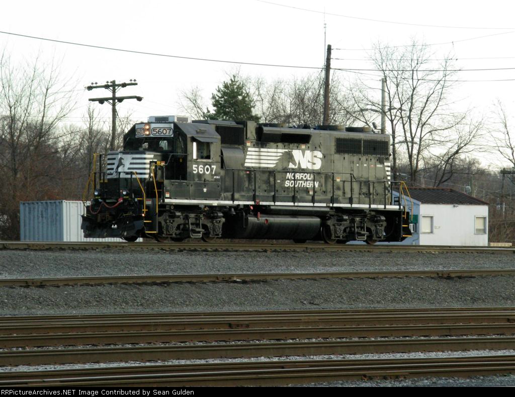 NS EMD GP38-2 5607